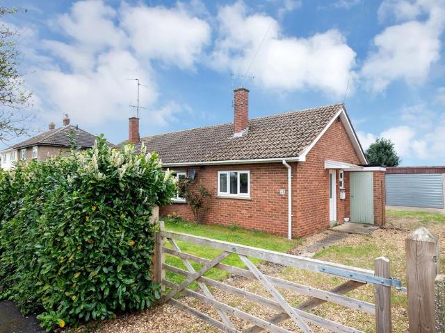 2 bedroom semi detached bungalow for sale