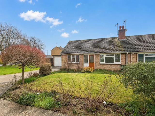 2 bedroom semi detached bungalow for sale
