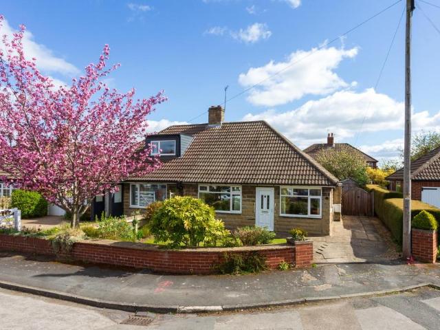 2 bedroom semi detached bungalow for sale