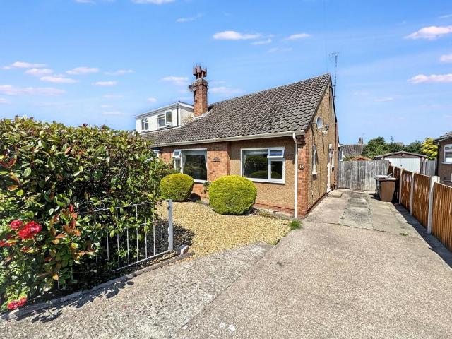 2 bedroom semi detached bungalow for sale