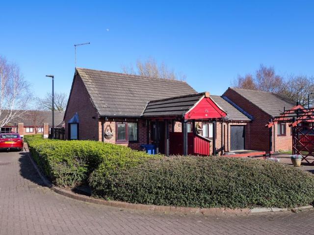 2 bedroom semi detached bungalow for sale