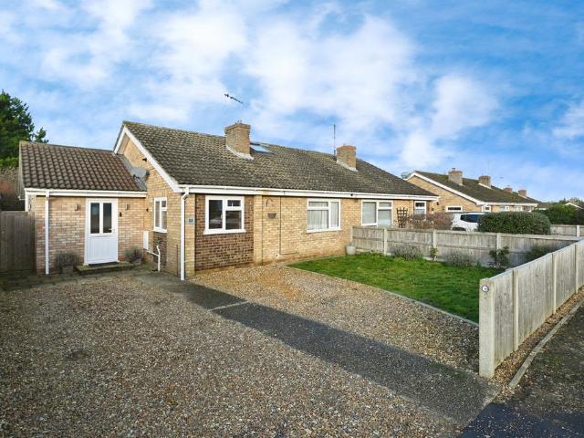 2 bedroom semi detached bungalow for sale
