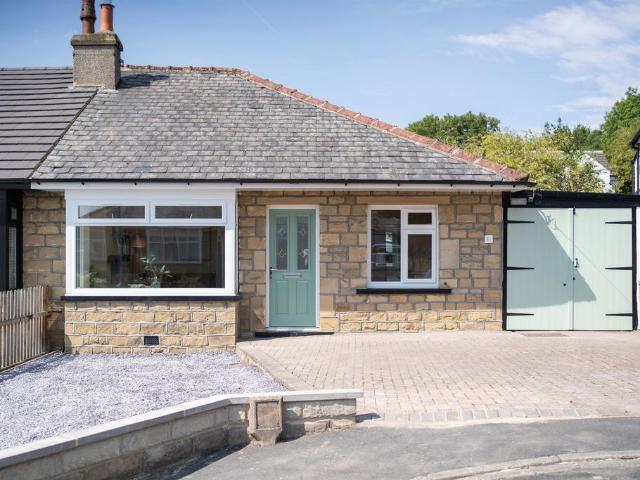 2 bedroom semi detached bungalow for sale