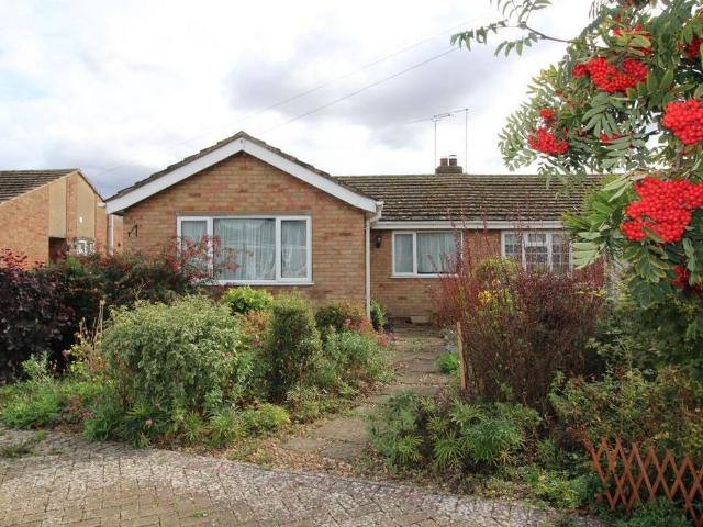 2 bedroom semi detached bungalow for sale