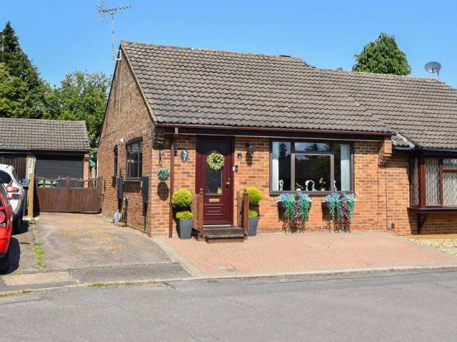 2 bedroom semi detached bungalow for sale