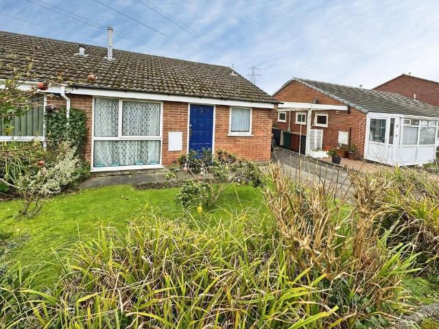 2 bedroom semi detached bungalow for sale