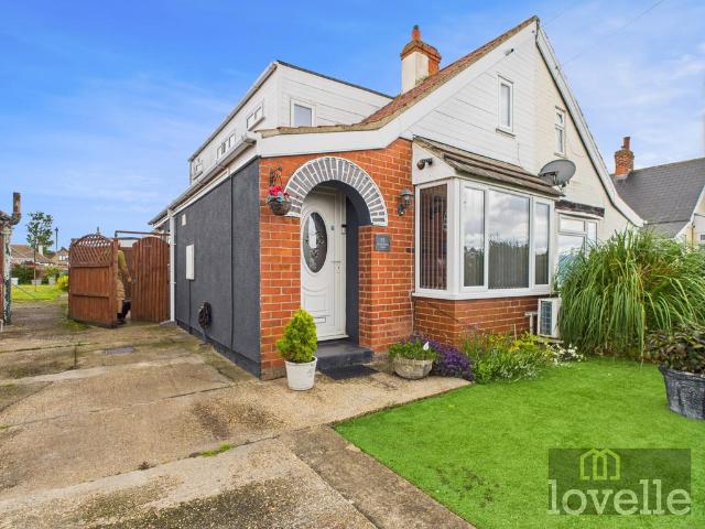2 bedroom semi detached bungalow for sale