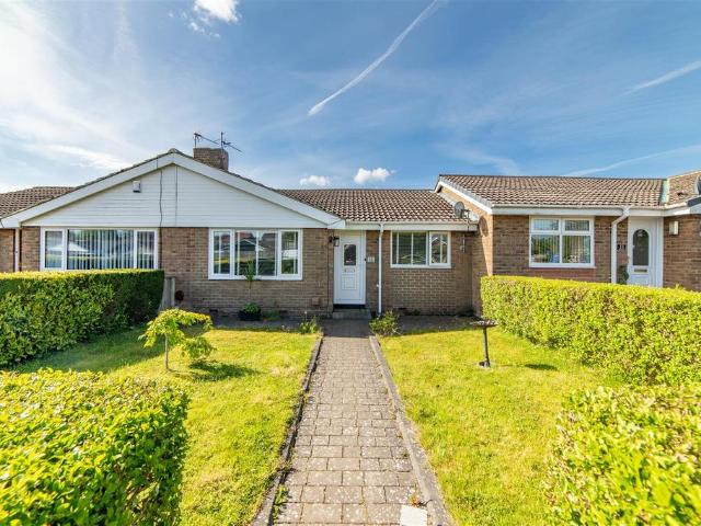 2 bedroom terraced bungalow for sale
