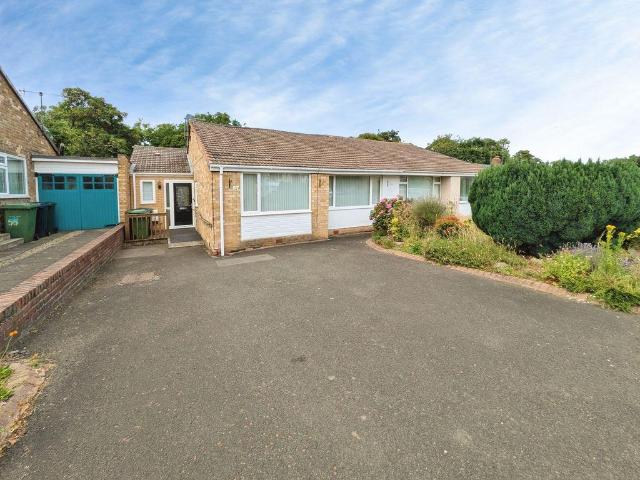 2 bedroom semi detached bungalow for sale