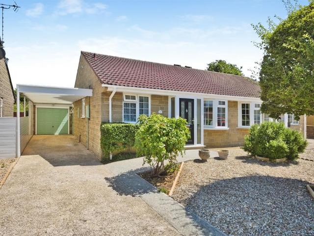 2 bedroom semi detached bungalow for sale