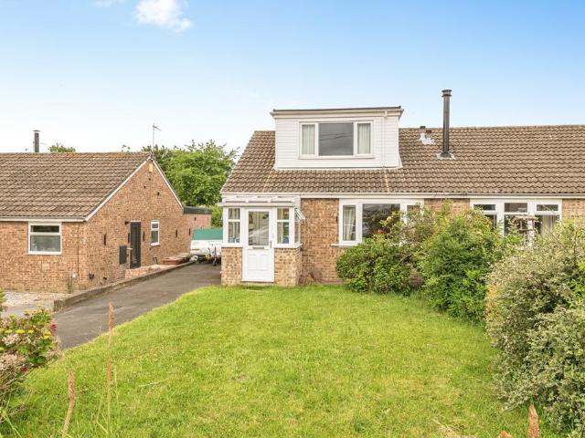 2 bedroom semi detached bungalow for sale