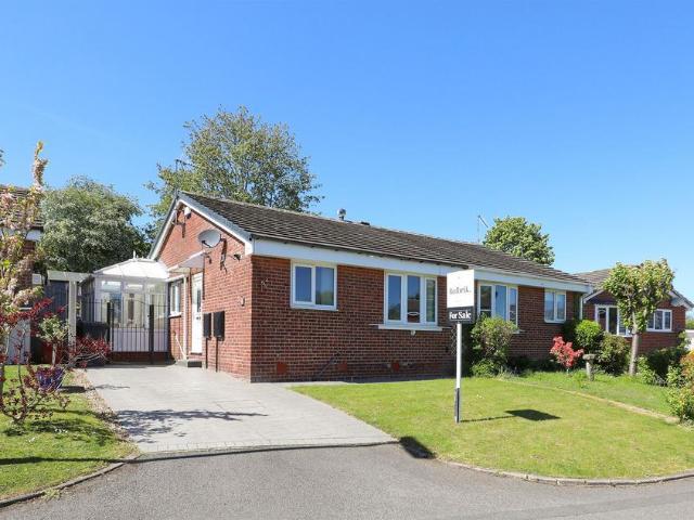 2 bedroom semi detached bungalow for sale