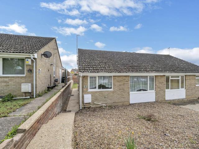 2 bedroom semi detached bungalow for sale
