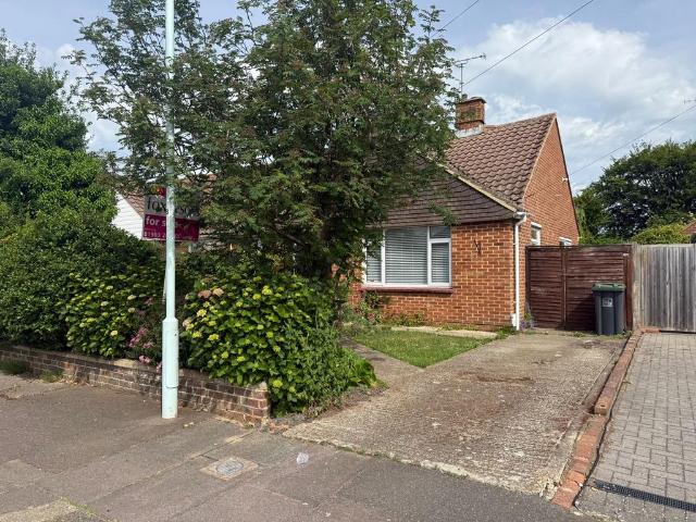 2 bedroom semi detached bungalow for sale