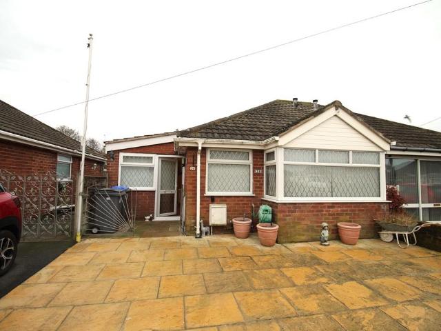 3 bedroom semi detached bungalow for sale