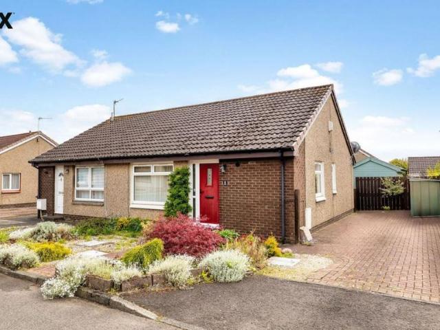 2 bedroom semi detached bungalow for sale