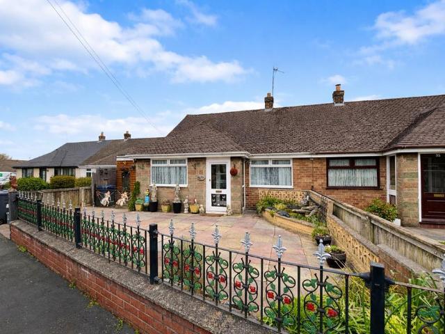 2 bedroom semi detached bungalow for sale
