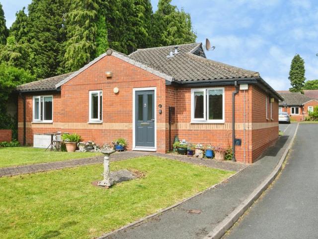 2 bedroom semi detached bungalow for sale