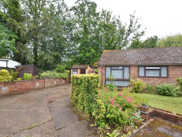 2 bedroom semi detached bungalow for sale
