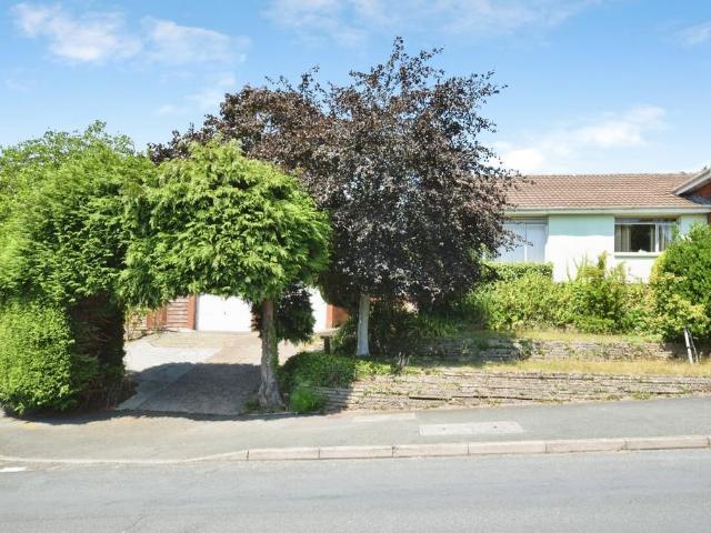 2 bedroom semi detached bungalow for sale