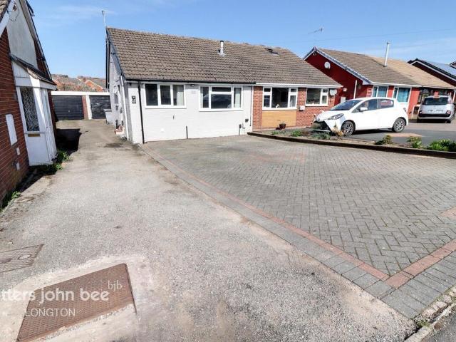 2 bedroom semi detached bungalow for sale