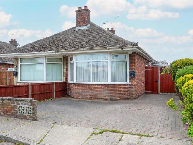 2 bedroom semi detached bungalow for sale