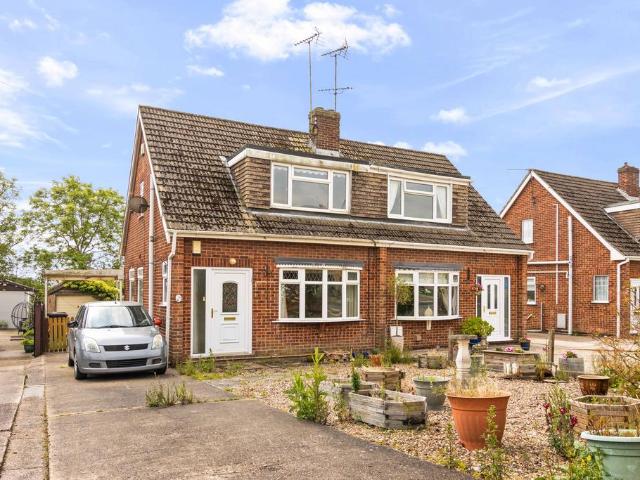 2 bedroom semi detached bungalow for sale