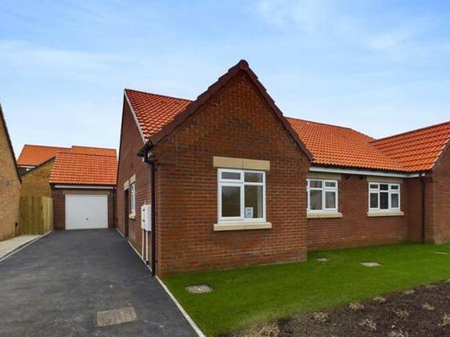 2 Bedroom Semi detached Bungalow For Sale In The Nurseries, Kilham