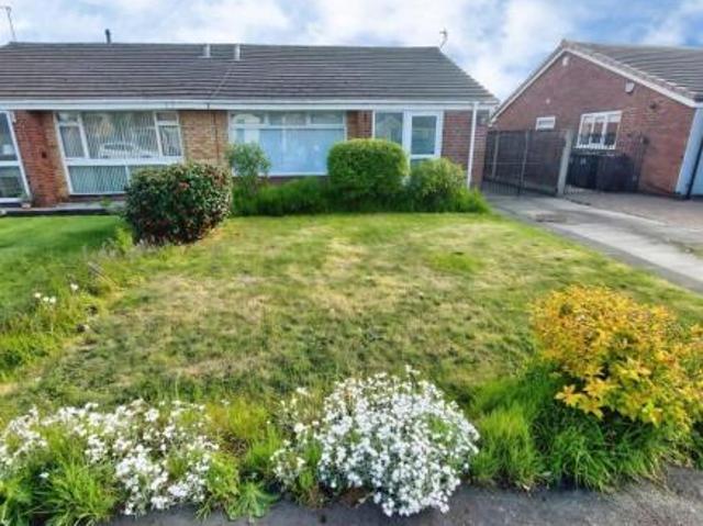 2 bedroom semi detached bungalow for sale in West Meade, Liverpool, L31