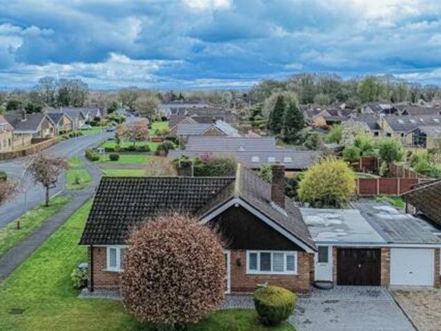 2 Bedroom Semi detached Bungalow For Sale In Appleton, Warrington