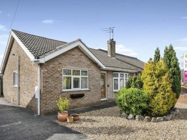 2 Bedroom Semi detached Bungalow For Sale In Barnby Dun