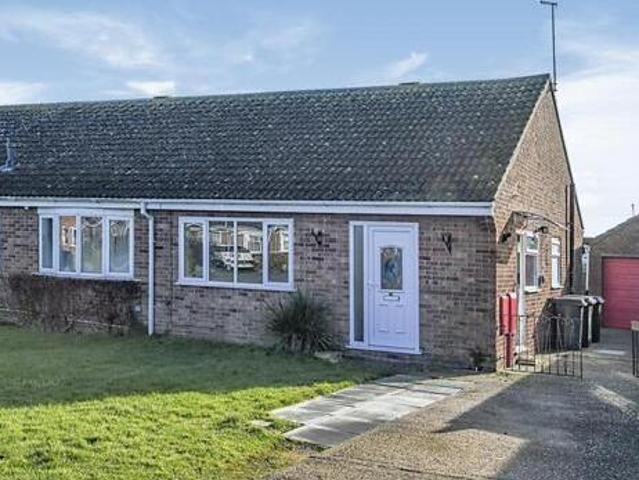 2 Bedroom Semi detached Bungalow For Sale In Burgh Le Marsh