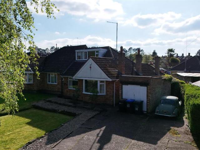2 bedroom semi detached bungalow for sale in Charnwood Avenue, Westone, Northampton NN3