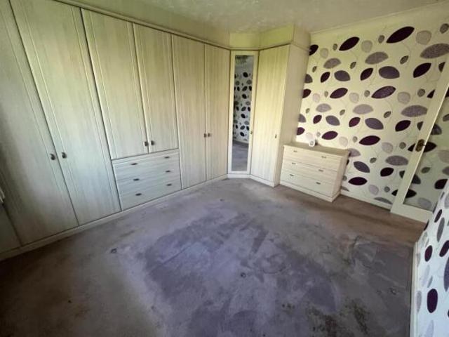 2 bedroom semi detached bungalow for sale in Coniston Avenue, Huddersfield, HD5