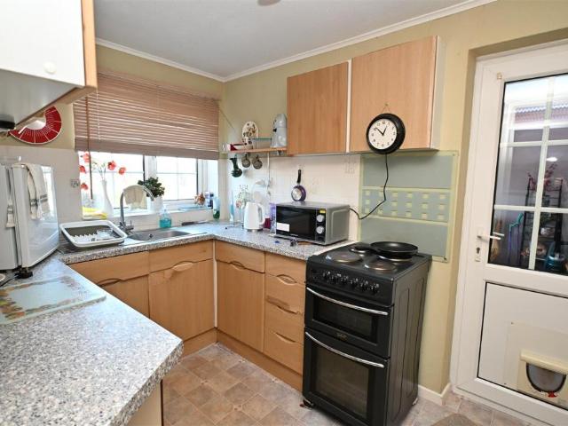 2 bedroom semi detached bungalow for sale in Coniston Road, Basingstoke, RG22