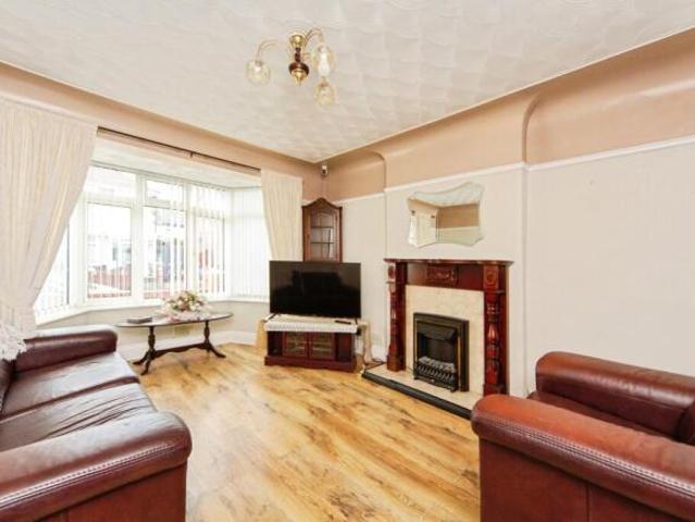 2 bedroom semi detached bungalow for sale in Darley Drive, liverpool, L12