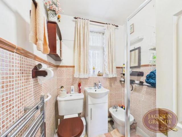 2 bedroom semi detached bungalow for sale in Delamere Road, Delapre, NN4 8QG, NN4
