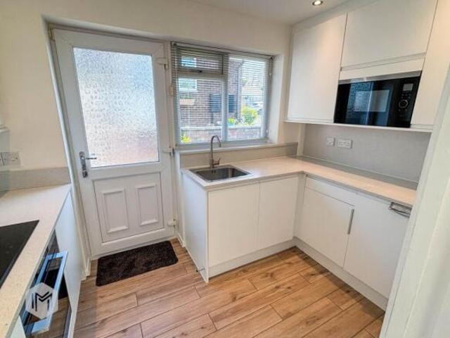 2 bedroom semi detached bungalow for sale in Everleigh Close, Bolton, BL2