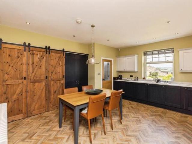 2 bedroom semi detached bungalow for sale in Fenton Fold, Oakenshaw, Bradford, BD12