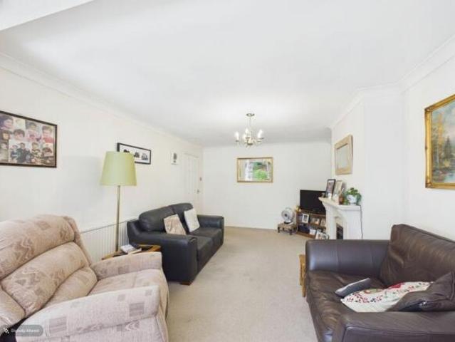 2 bedroom semi detached bungalow for sale in Flaxman Close, Earley, RG6