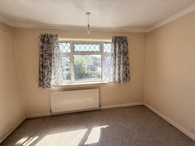2 bedroom semi detached bungalow for sale in Frobisher Close, Worthing, BN12