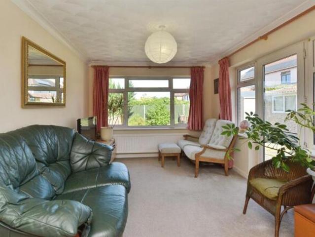 2 bedroom semi detached bungalow for sale in Goran Avenue, Stony Stratford, Milton Keynes, MK11