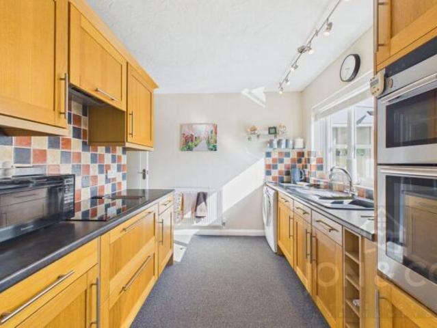 2 bedroom semi detached bungalow for sale in Glebe Way | Hardingstone | NN4