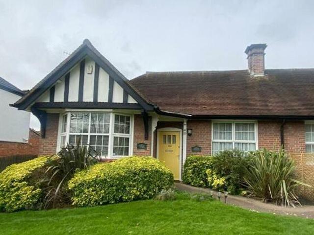 2 Bedroom Semi detached Bungalow For Sale In Hammers Lane
