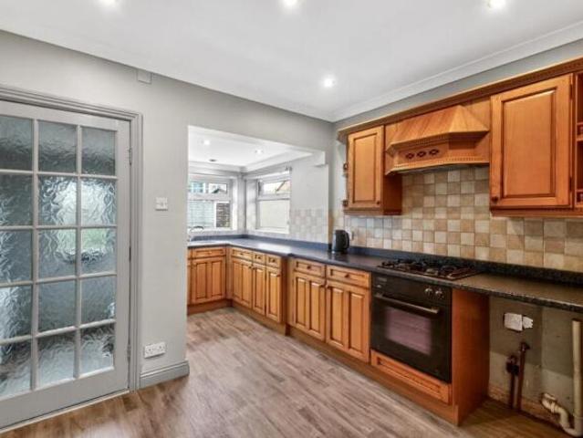 2 bedroom semi detached bungalow for sale in Hall Lane, Harrogate, HG1