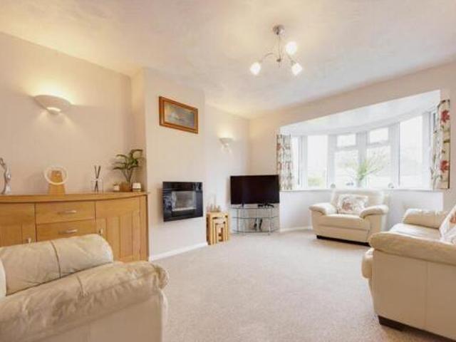 2 Bedroom Semi detached Bungalow For Sale In Harefield
