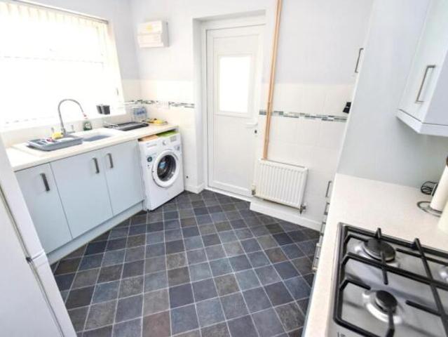 2 bedroom semi detached bungalow for sale in Heron Close, Eastbourne, BN23