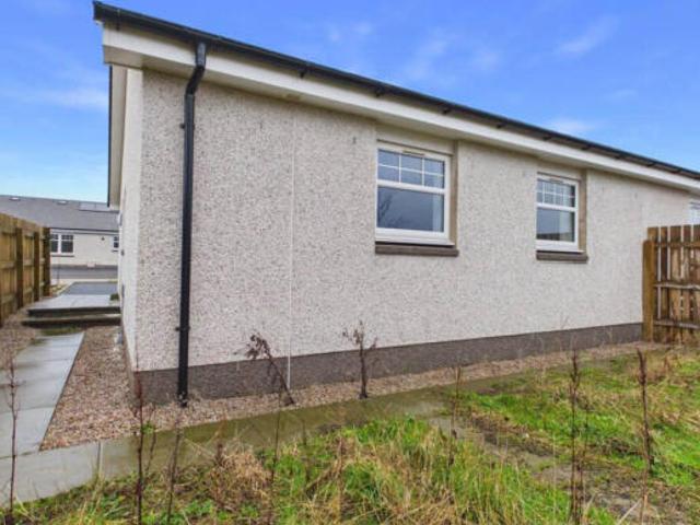2 bedroom semi detached bungalow for sale in Hilton Avenue, Ladysbridge, AB45