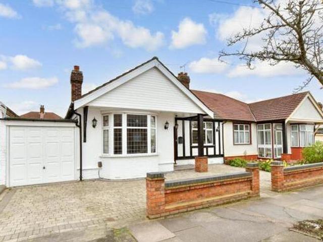 2 Bedroom Semi detached Bungalow For Sale In Ilford