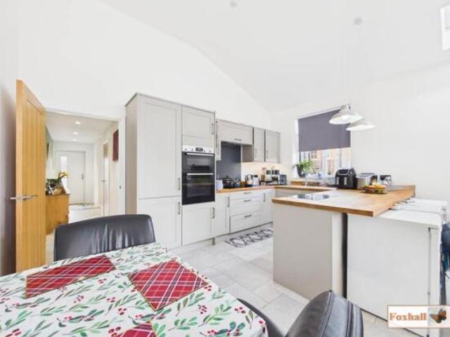 2 bedroom semi detached bungalow for sale in Kemball Street, Ipswich, IP4